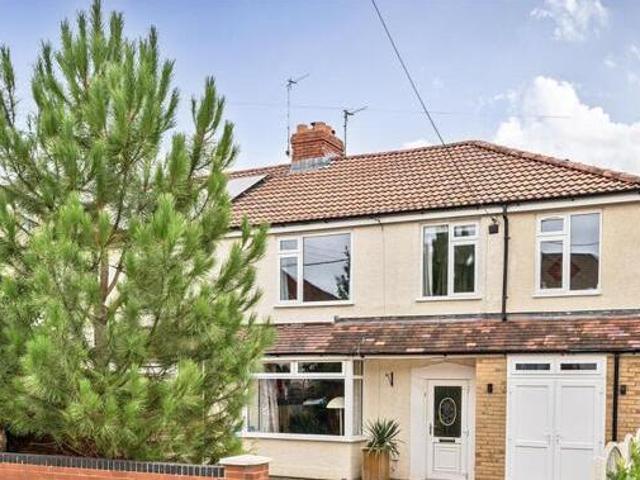 Broadlands Avenue, Keynsham, 4 Bedroom Semi detached