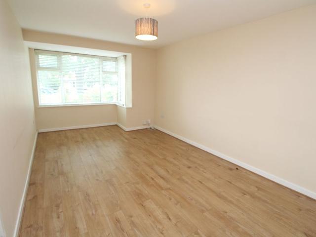 Broadlands Road, Bromley BR1, 2 bed maisonette to rent, £2,000 pcm | PrimeLocation