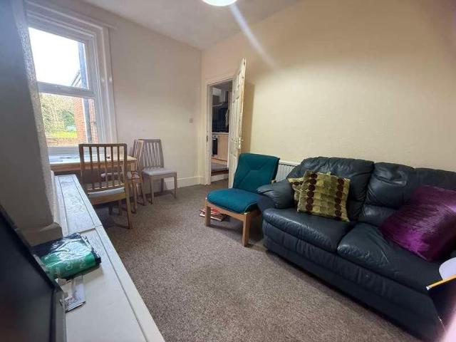 Broadlands Road, SO17