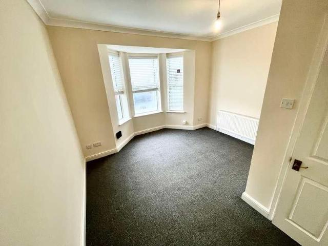 Broadlands Road, SO17