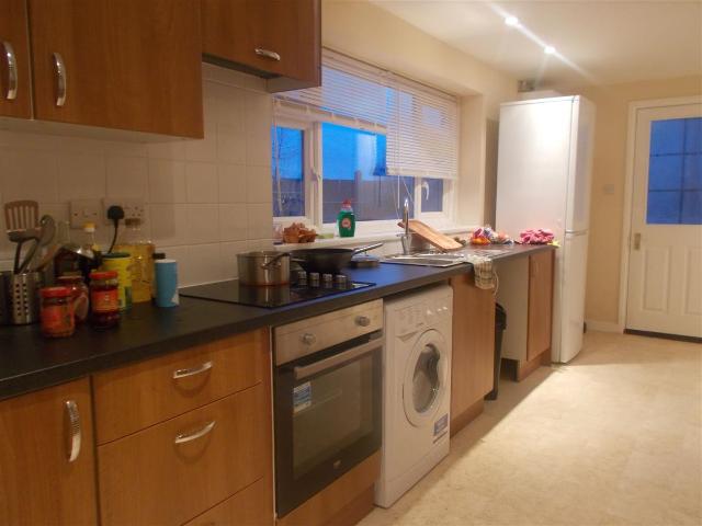 Broadlands Road, Southampton SO17, 6 bed semi detached house to rent, £2,100 pcm | PrimeLocation