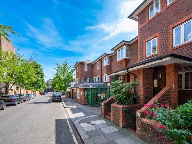 Broadley Terrace, Lisson Grove. 2 bed maisonette to rent £3,500 pcm £808 pw