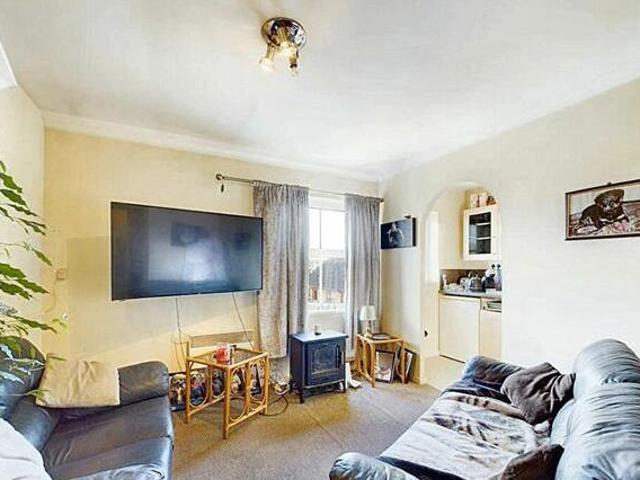 Broadley Close, Hull, Studio Flat For
