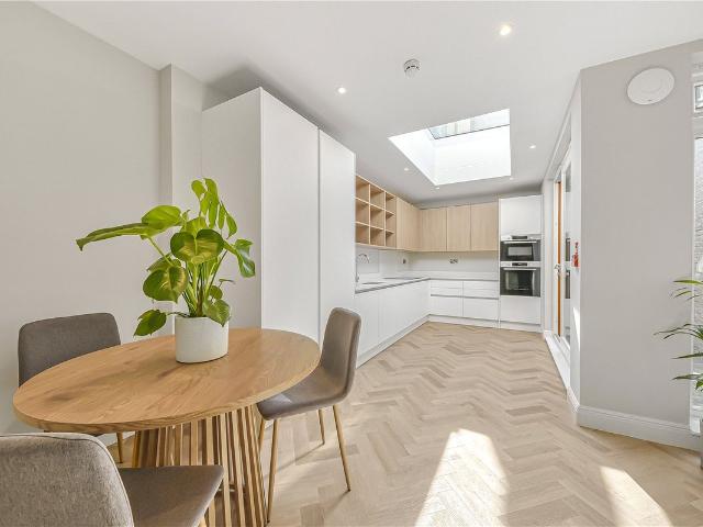 Broadley Street, London NW8, 4 bed flat to rent, £6,000 pcm | PrimeLocation