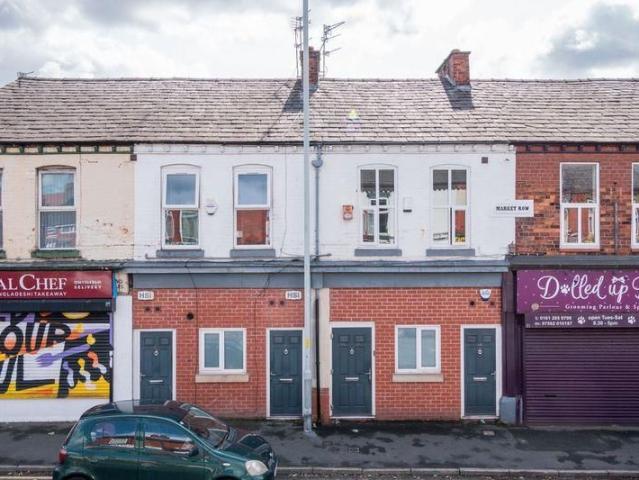Broadstone Road, Stockport SK5, 1 bed flat to rent, £895 pcm | PrimeLocation