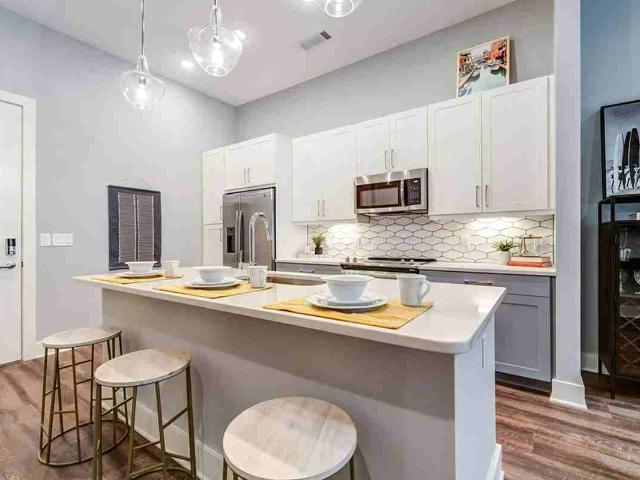 Broadstone Trailside 1 Bedroom Apartment for Rent at 5860 Mccrimmon Pkwy, Morrisville, NC 27560