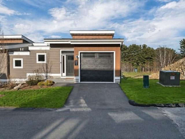 Broadview Dr Unit,laconia, Condo For Sale