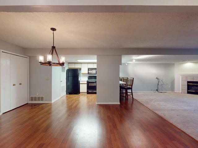Broadview Heights 1 Bedroom Condo