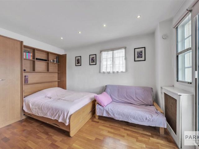 Broadwalk Court, Palace Gardens Terrace, Kensington, London W8, Studio to rent, £1,825 pcm | PrimeLocation
