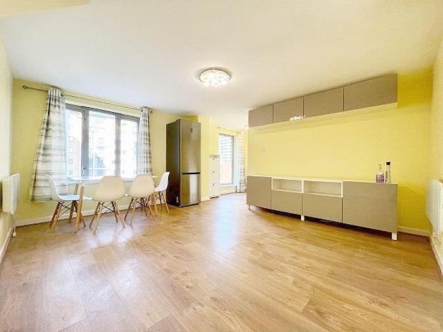 Broadwalk, Upper William Street, Birmingham B1, 2 bed flat to rent, £1,050 pcm | PrimeLocation