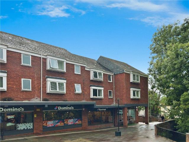 Broadwater Road, Romsey, Hampshire SO51, 2 bed flat to rent, £1,250 pcm | PrimeLocation