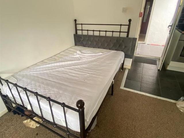 Broadway, Treforest, Pontypridd CF37, Studio to rent, £600 pcm | PrimeLocation