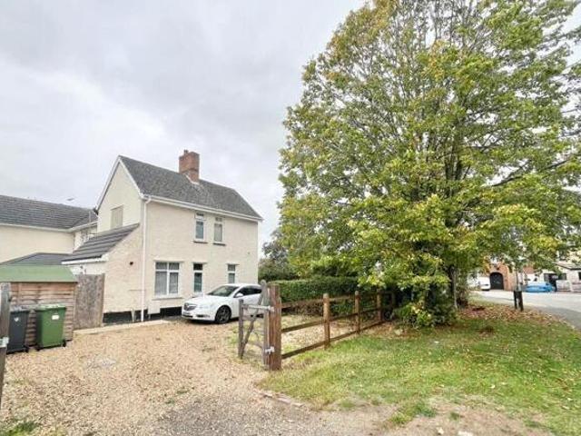 Broadway, Yaxley, 3 Bedroom Semi detached