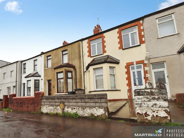 Broadway, Adamsdown CF24, 2 bed flat to rent, £950 pcm | PrimeLocation