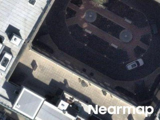 Broadway Apt 2l2m
