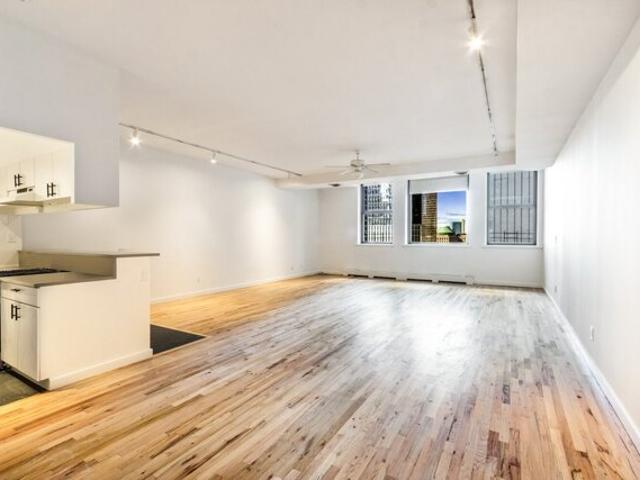 Broadway Apt C, Manhattan, Property For Sale