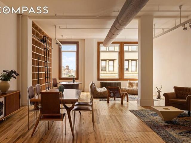 Broadway Apt A, Manhattan, Property For Sale