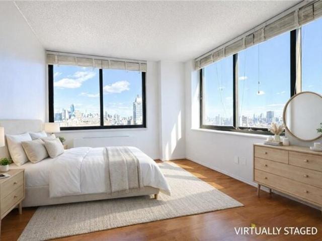Broadway Apt B, New York, Condo For Sale