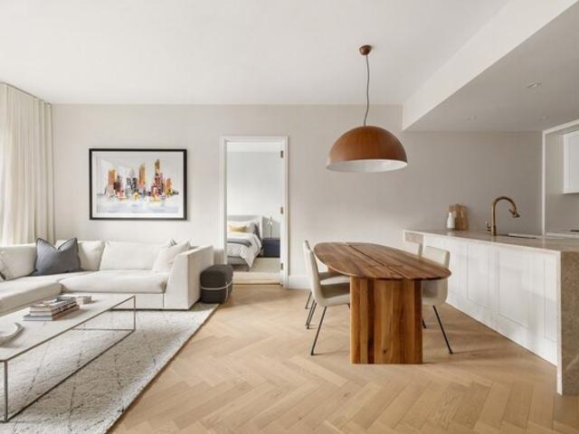 Broadway Apt B, New York, Condo For Sale