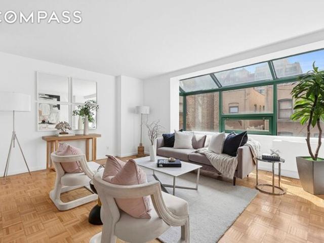 Broadway Apt K, Manhattan, Condo For Sale