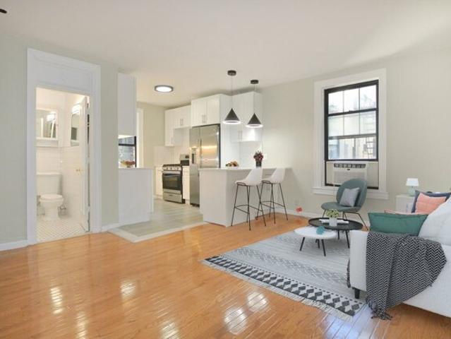 Broadway Apt,new York, Property For Sale