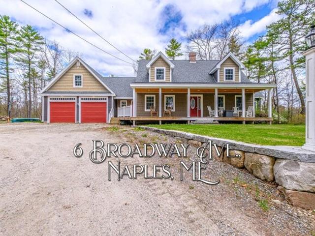 Broadway Ave, Naples, Home For Sale