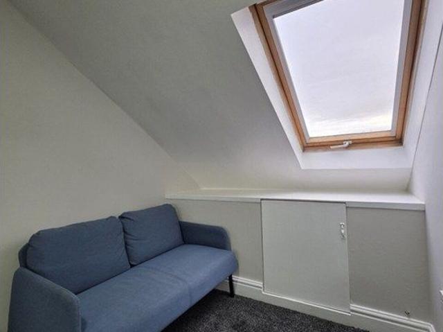 Broadway, Cardiff CF24, 1 bed flat to rent, £845 pcm | PrimeLocation