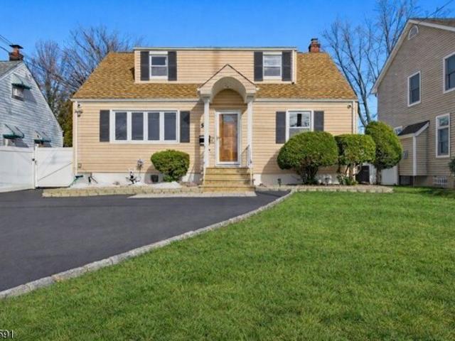 Broadway, Clark, Home For Sale