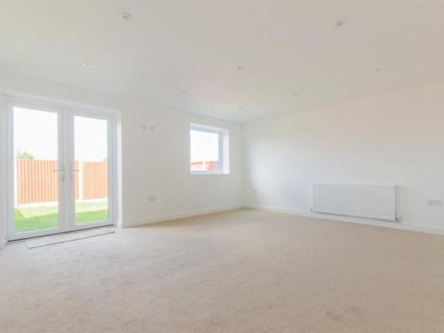 Broadway, Doncaster, Dunscroft