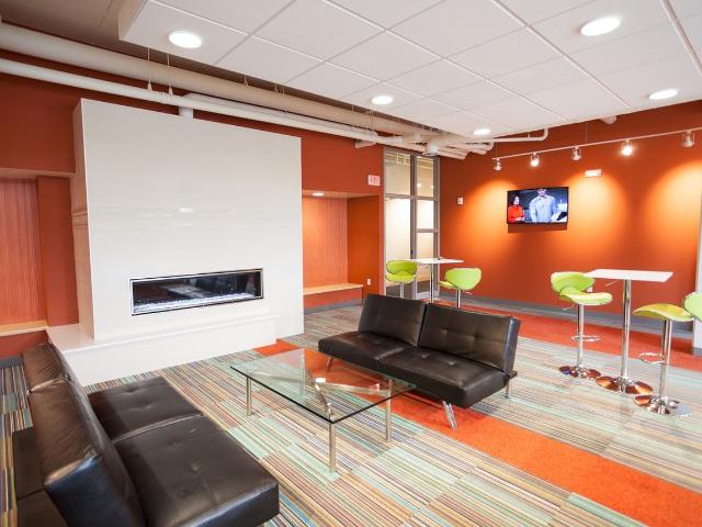 Broadway Flats 1 Bedroom Apartment for Rent at 2505 Penn Ave N, Minneapolis, MN 55411 Jordan