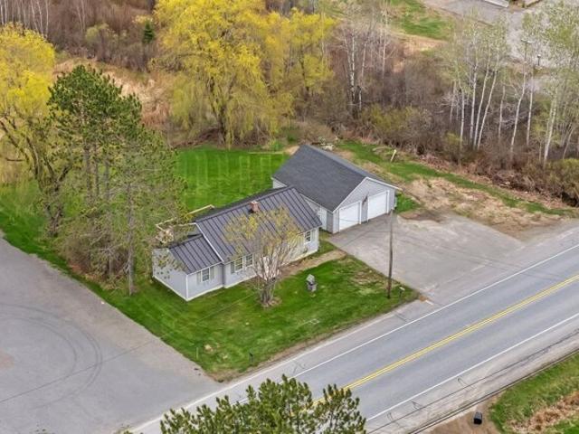 Broadway, Glenburn, Home For Sale