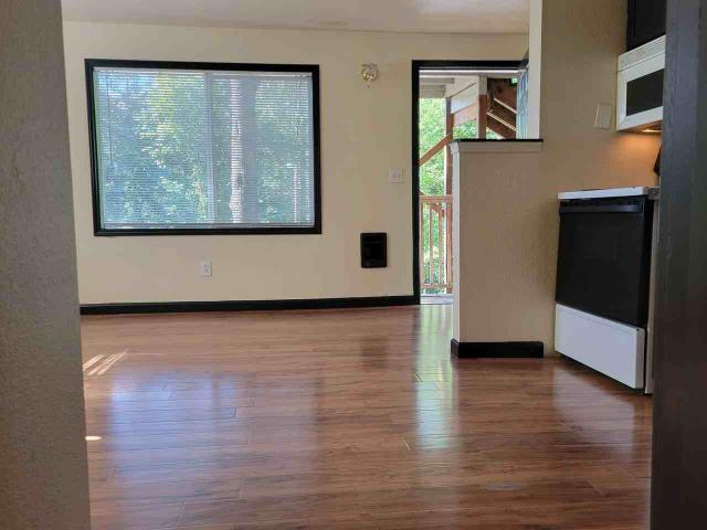 Broadway Heights 1 Bedroom Apartment for Rent at 911 Sw Broadway Dr, Portland, OR 97201 Southwest Hills
