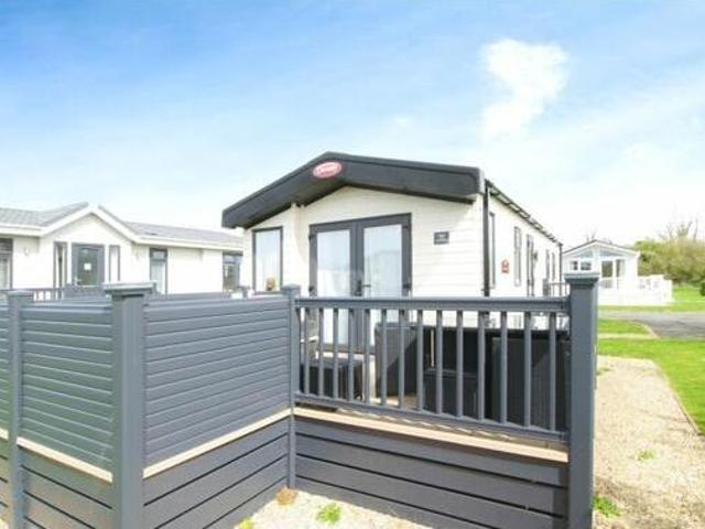 Broadway Lane, Water Lily Meadow, South Cerney, 3 Bedroom Mobile