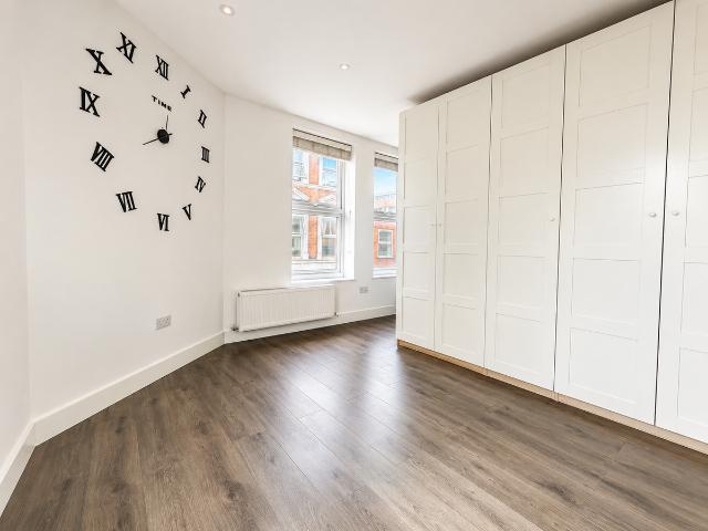 Broadway, London W13, Studio to rent, £1,400 pcm | PrimeLocation