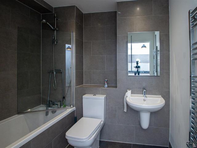 Broadway, Peterborough PE1, 1 bed flat to rent, £850 pcm | PrimeLocation