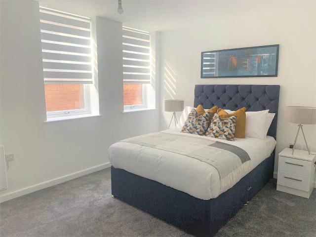 Broadway, Peterborough PE1, 1 bed flat to rent, £880 pcm | PrimeLocation