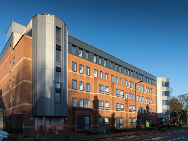 Broadway, Peterborough PE1, 1 bed flat to rent, £915 pcm | PrimeLocation