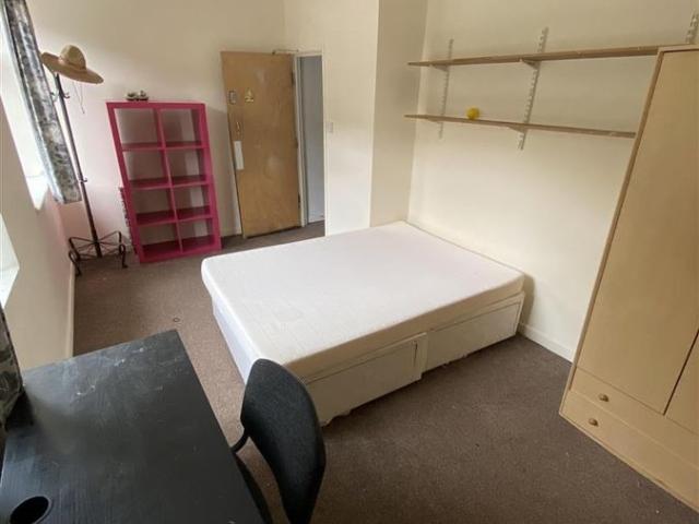 Broadway, Pontypridd CF37, Room to rent, £270 pcm | PrimeLocation