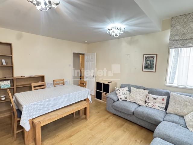 Broadway, Property #6584