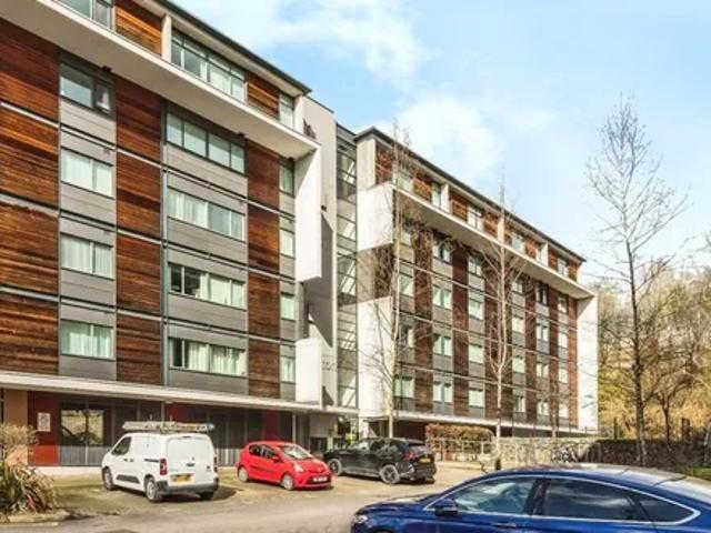 Broadway, Salford, M50 2UG, United Kingdom | 2 bed apartment for rent #138312813 | Rentberry