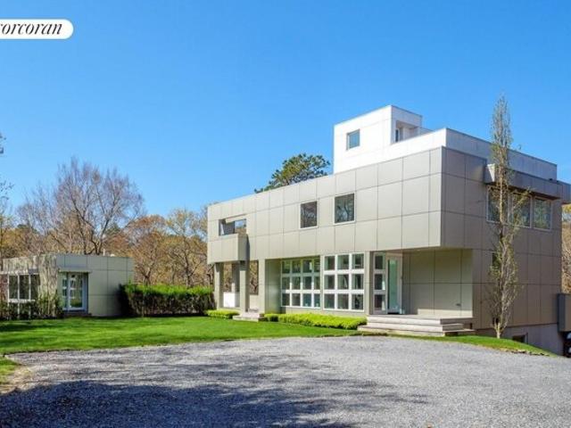 Broadway, Southampton, Home For Sale
