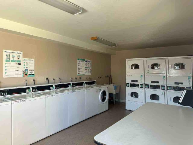 Broadway Square 1 Bedroom Apartment for Rent at 563 Broadway, El Cajon, CA 92021 El Cajon