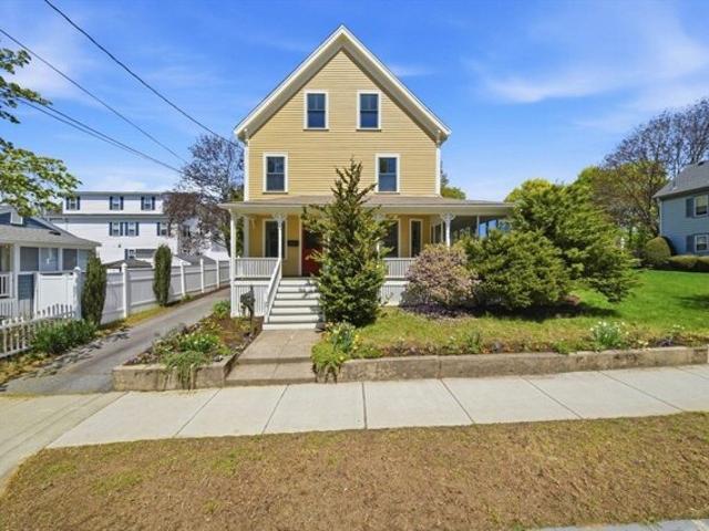 Broadway St, Wakefield, Home For Sale