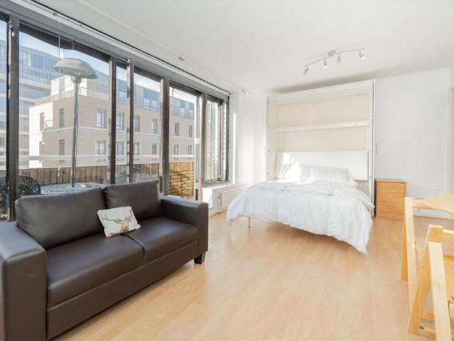 Broadwood Terrace, London W8 Studio to rent £2,145 pcm £495 pw
