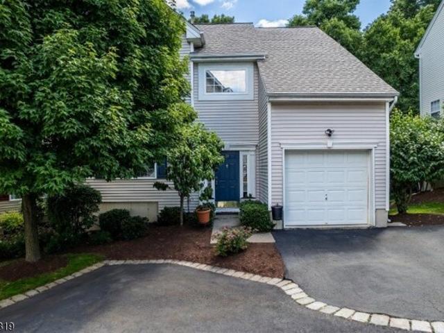Brock Ln, Mount Olive Township, Home For Sale
