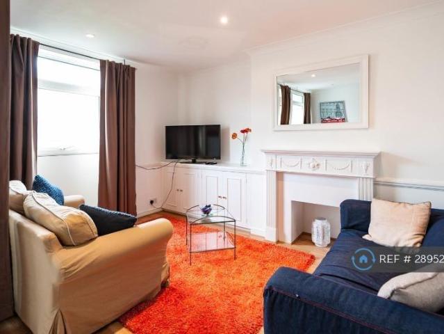 Brock Place, London, E3 3 bed flat to rent £2,695 pcm £622 pw
