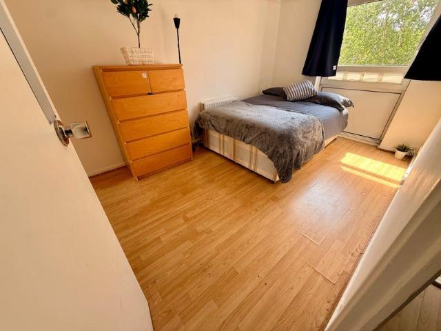 Brock Place, London E3, Room to rent, £765 pcm | PrimeLocation