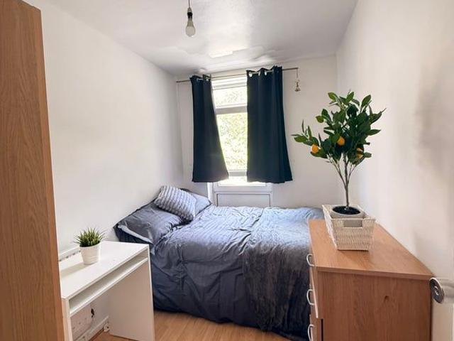 Brock Place, London E3, Room to rent, £900 pcm | PrimeLocation
