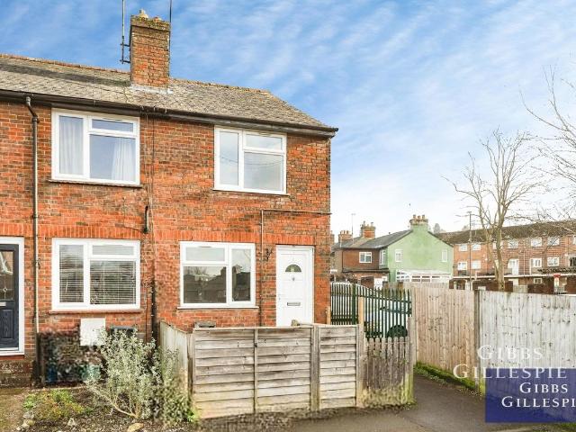 Brockhurst Road, Chesham, Buckinghamshire HP5, 2 bed end terrace house to rent, £1,500 pcm | PrimeLocation