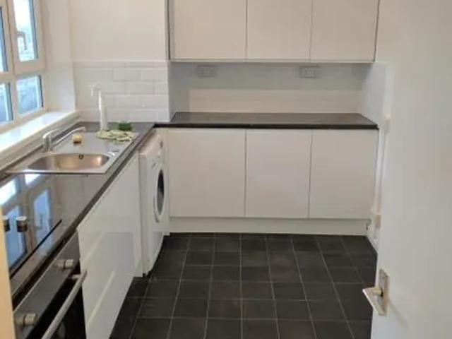 Brockham Drive, London, SW2 3RY, United Kingdom | 2 bed apartment for rent #168187037 | Rentberry
